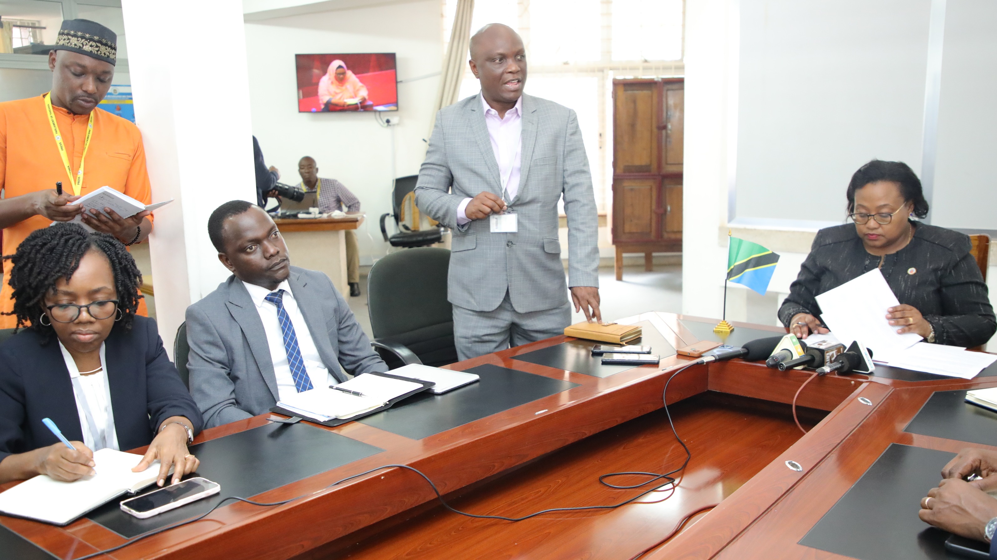 MoCLA | Wizara ya Katiba na Sheria - Mwanzo